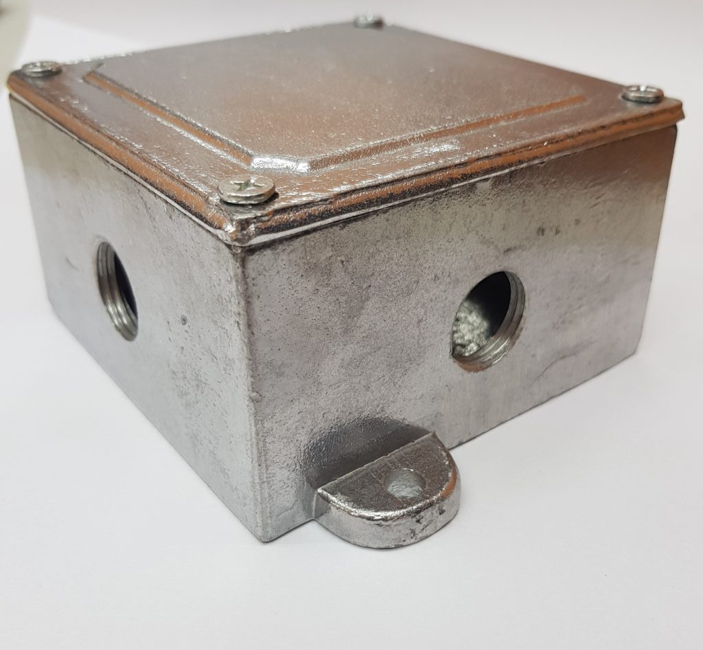 CAJA PASE Y DERIV 3/4" 150 X 150 X 100 ALUMINIO - PIME S.A.